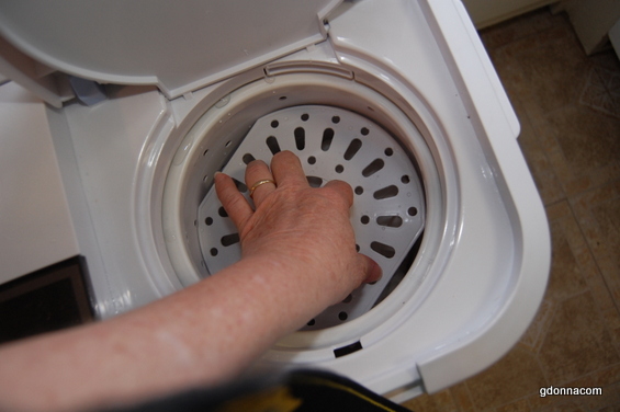 Small Washing Machine with Spinner - Living Like the Past - gDonna's ...